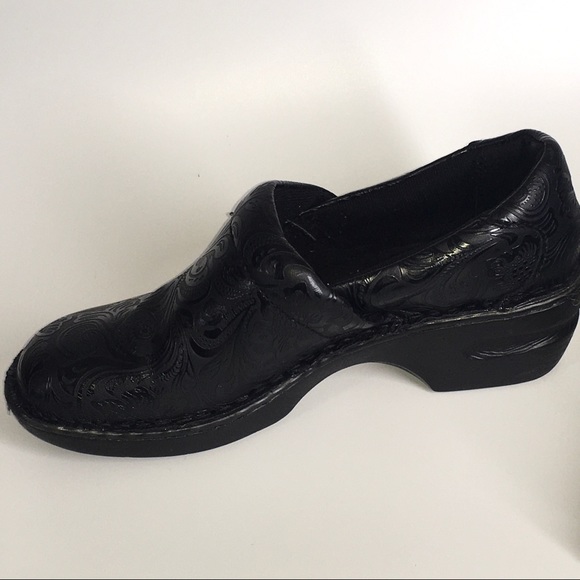 boc | Shoes | Boc Black Vegan Leather Tooled Clogs Woma | Poshmark